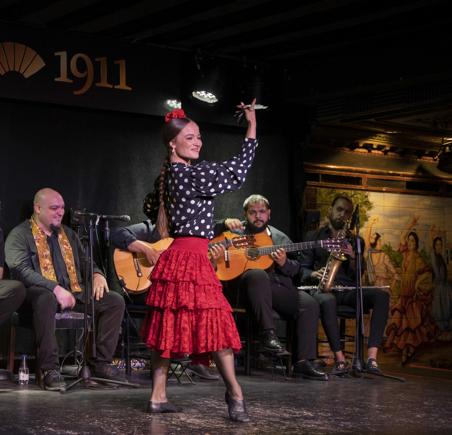 The purity of Spanish dance Laura Fúnez (Escuela Bolera) - Tablao ...