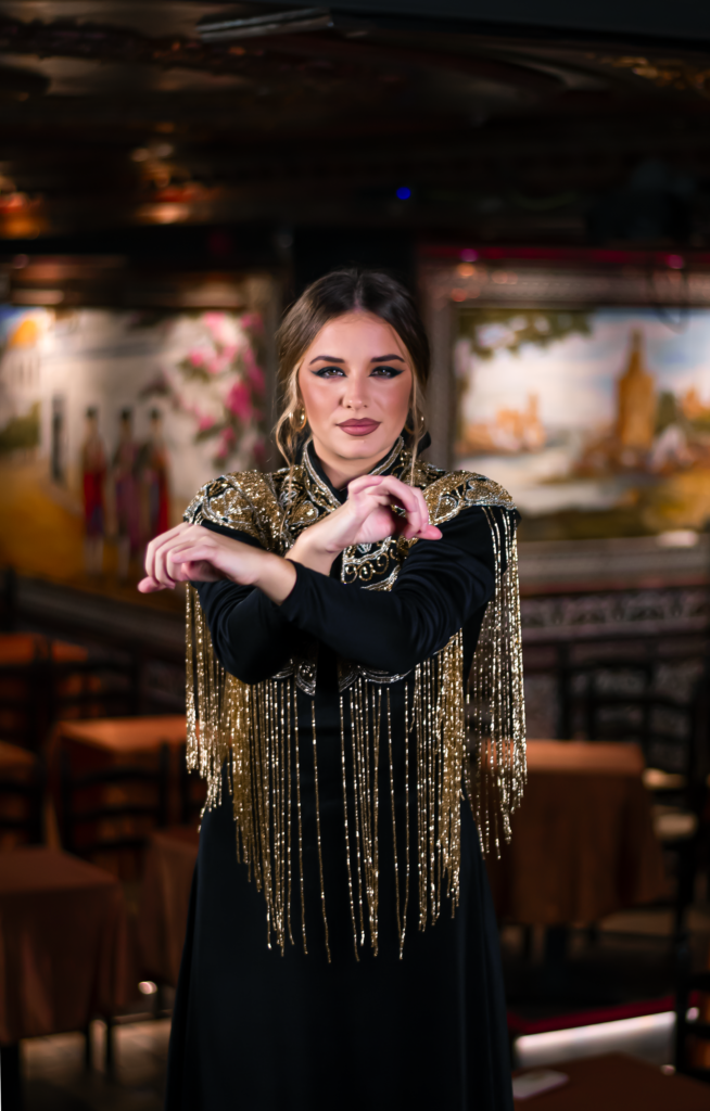 Paula Moreno, the essence of Cádiz - Tablao Flamenco 1911